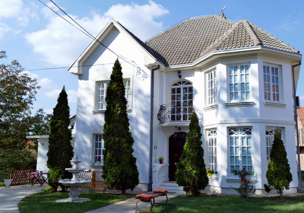 KAKO DA IZABERETE NAJBOLJI DOM ZA STARA LICA U SRBIJI