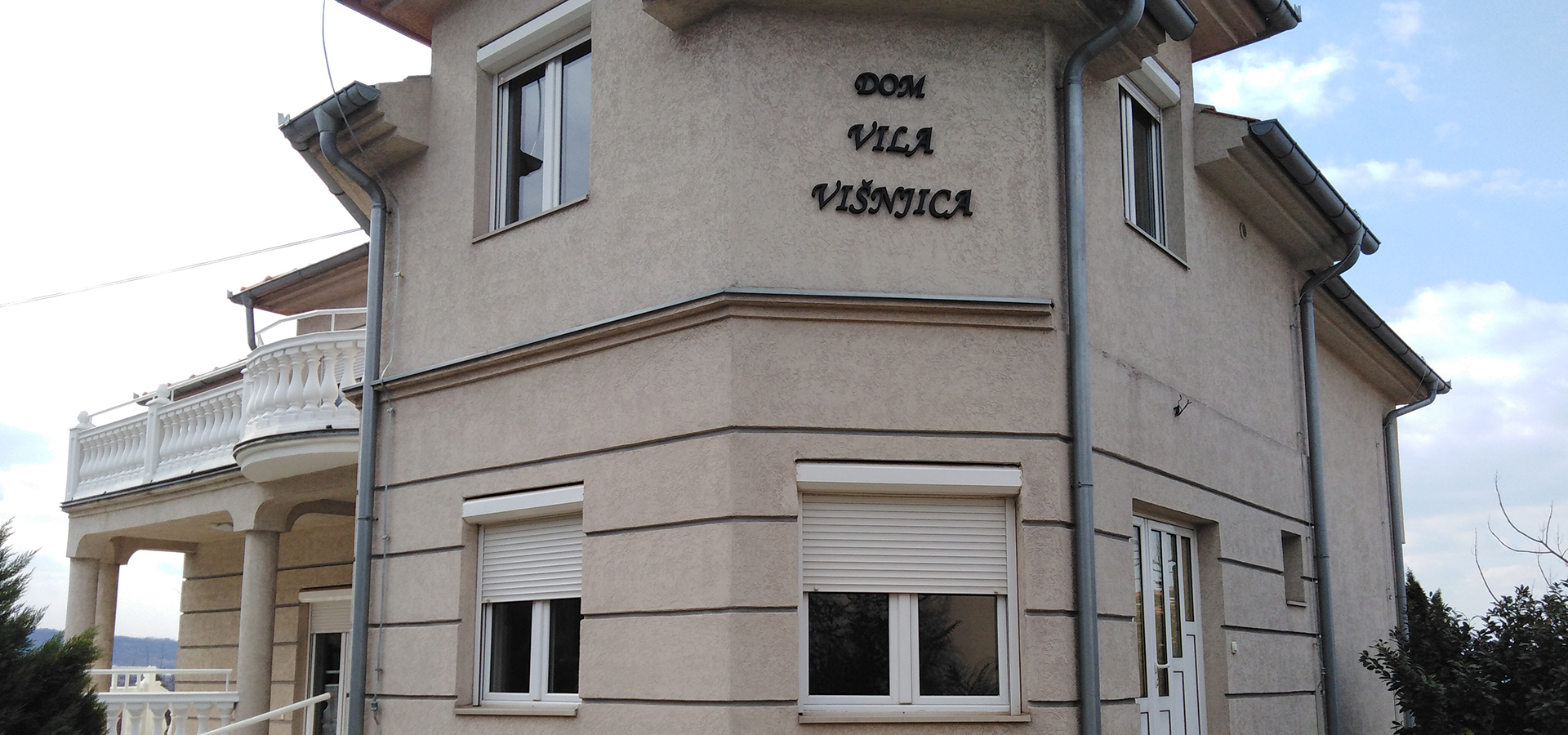 KAKO DA IZABERETE NAJBOLJI DOM ZA STARA LICA U SRBIJI